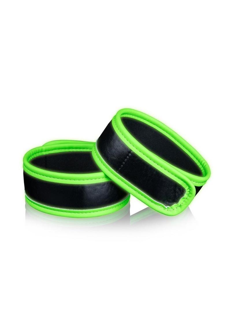 Ouch! Biceps Band – Fantasy Fun Factory